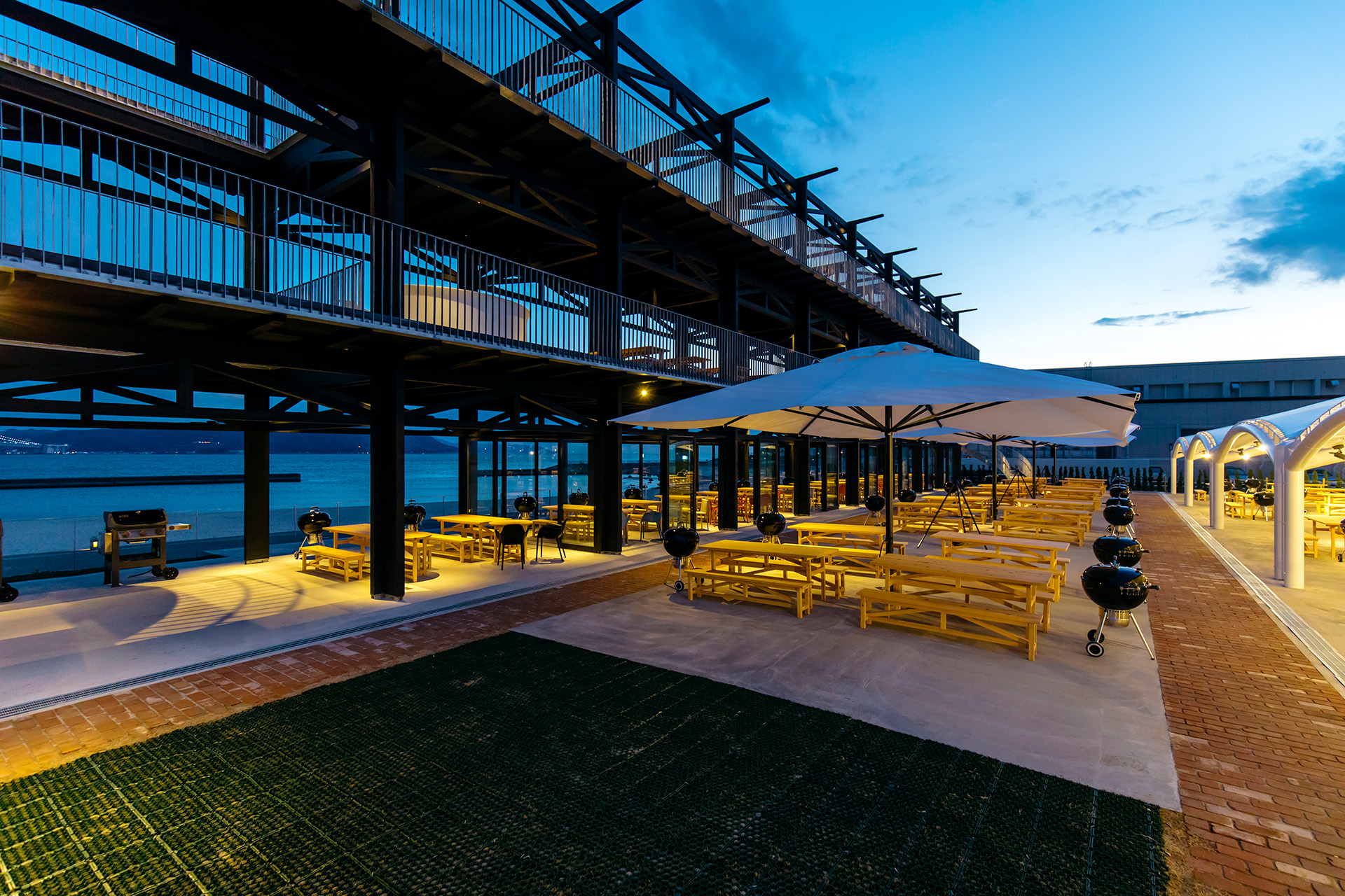 「ZAZAZA」でラジオ関西の収録、BBQスタッフがBBQの美味しい焼き方をサポート！ – 大蔵海岸BBQ ZAZAZA